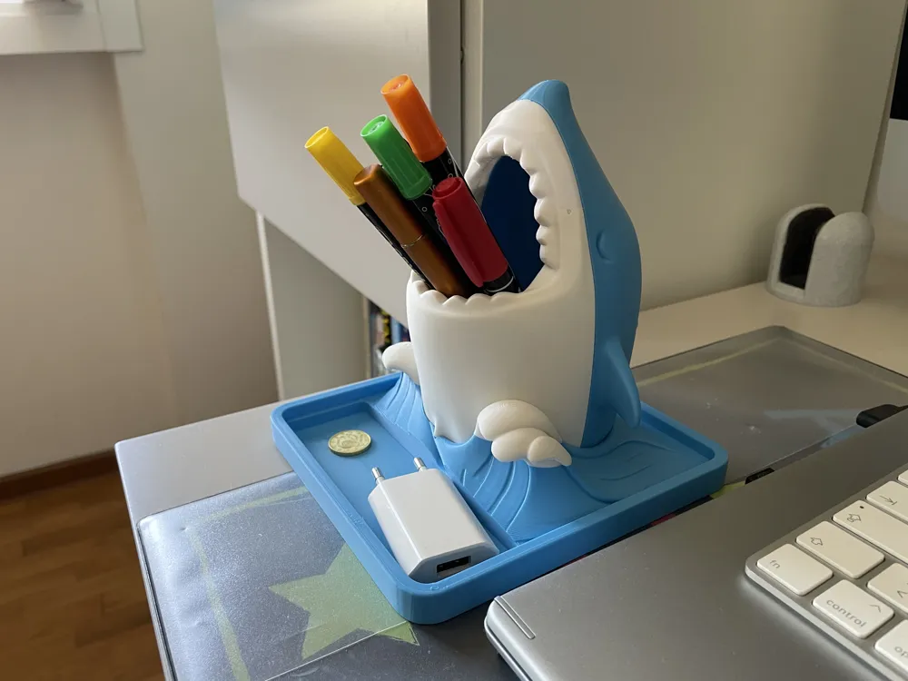 Hungry Shark - Desk Organizer by Losco Makes MakerWorld: Download Free ...