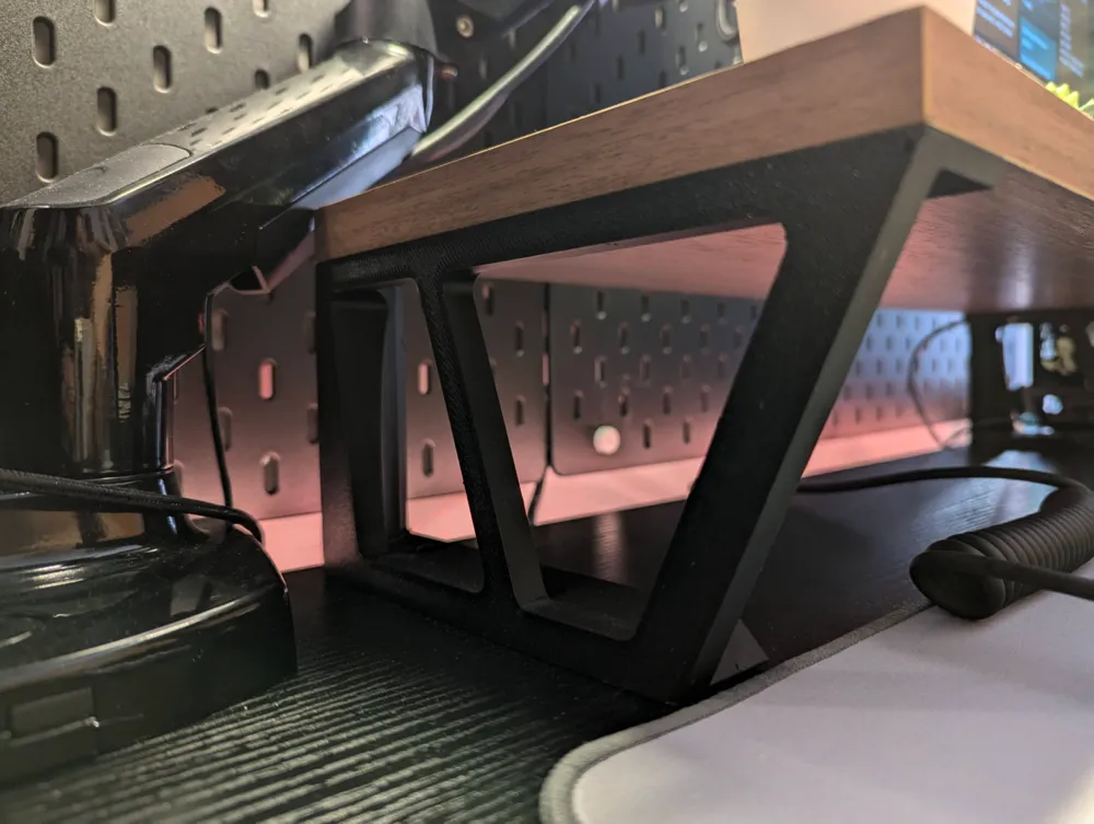 Desk shelf bracket - Free 3D Print Model - MakerWorld