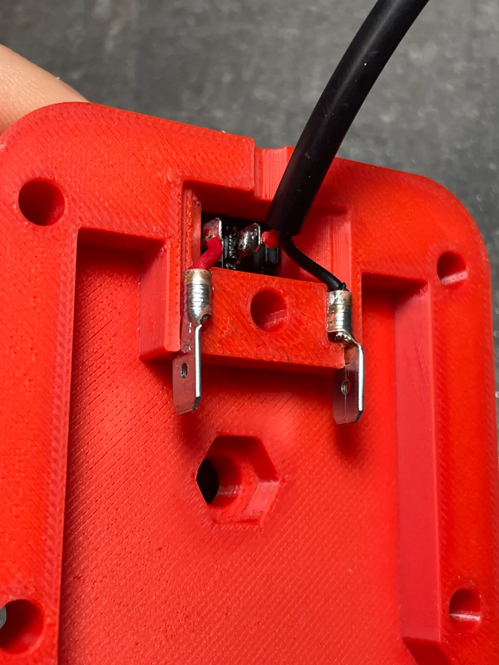 Milwaukee battery lamp m18 - Free 3D Print Model - MakerWorld