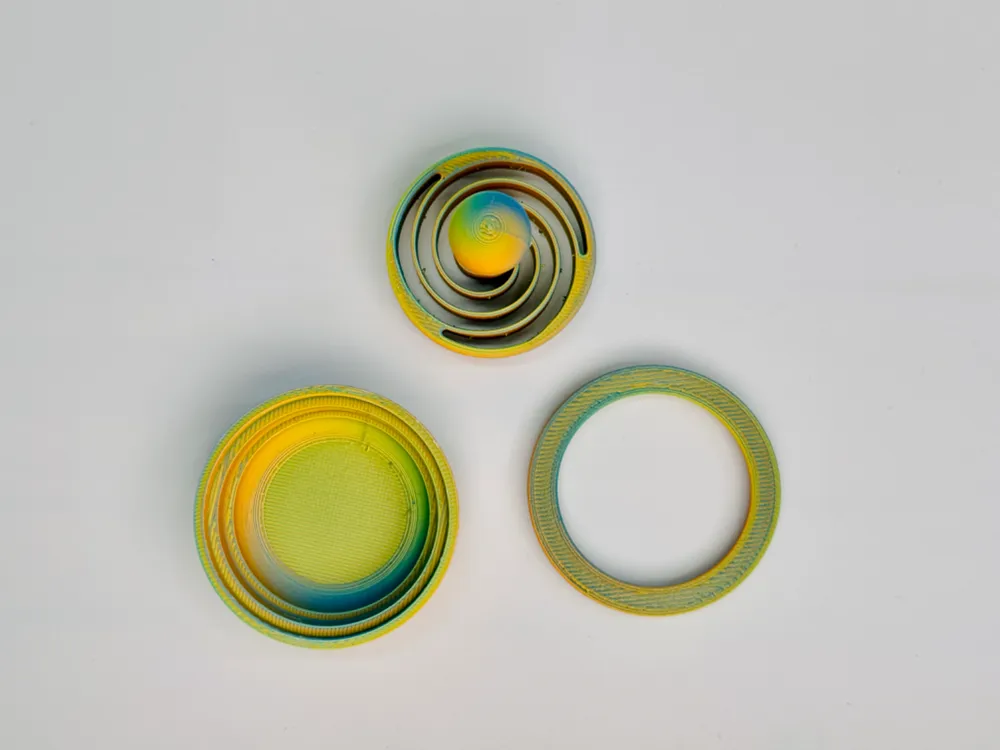 The Springy Thingy Fidget by ENIQUE3D - MakerWorld