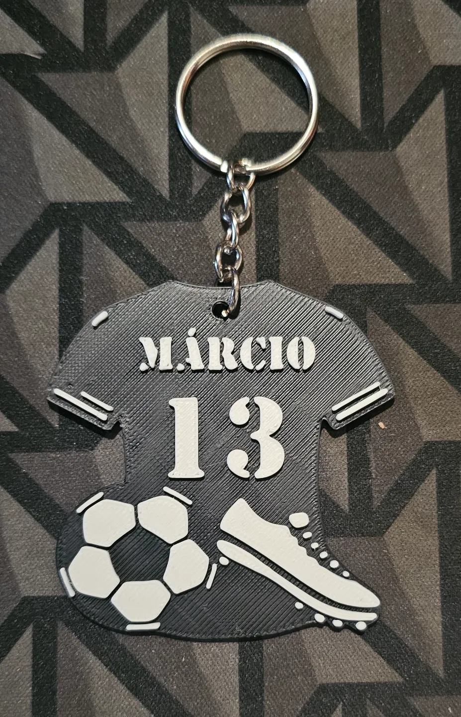 Football t shirt keychain editable by KukiiStamp - MakerWorld