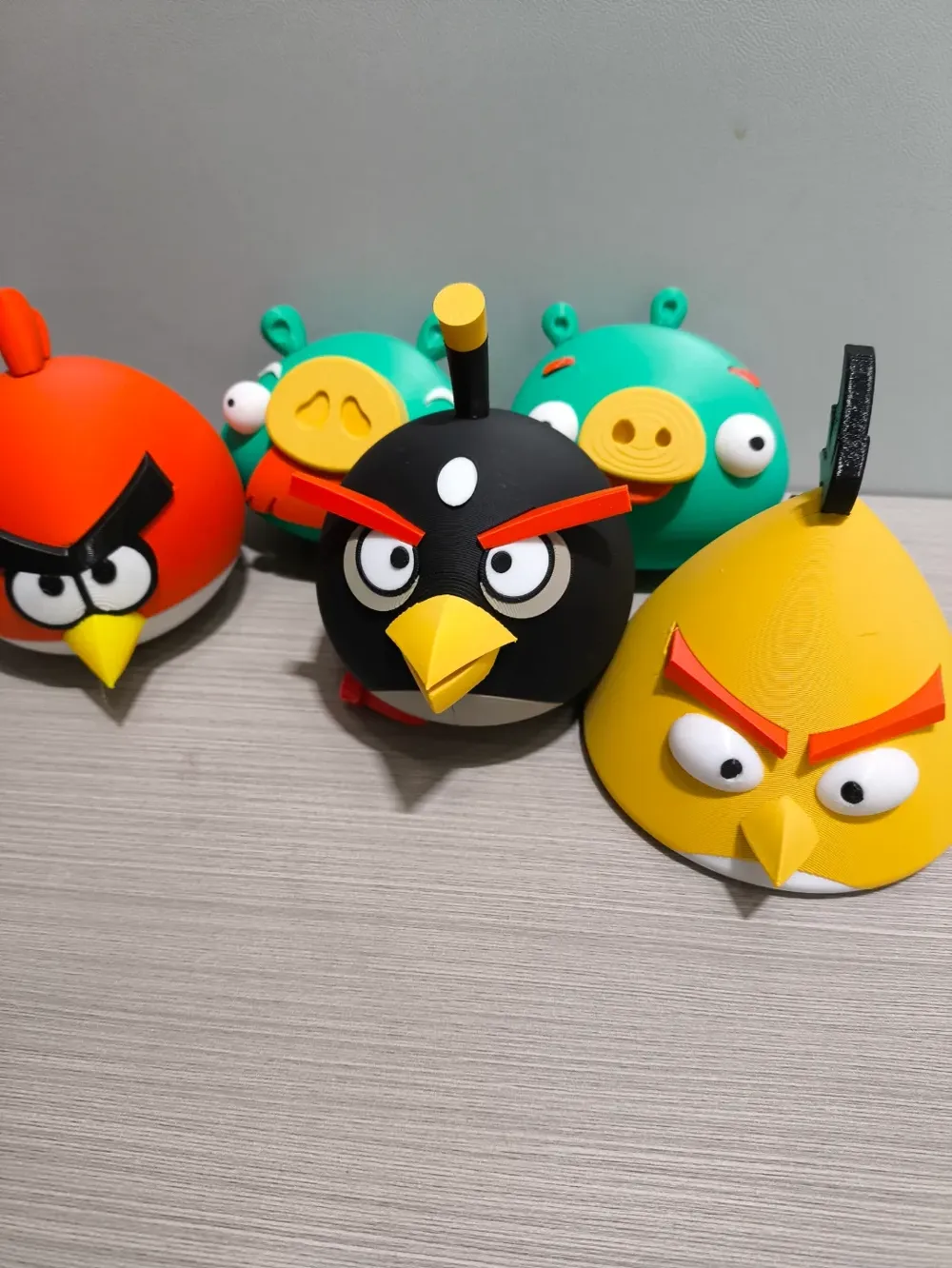 Angry Birds Bomb Black Multicolor Glue-Free Assembly Version ...