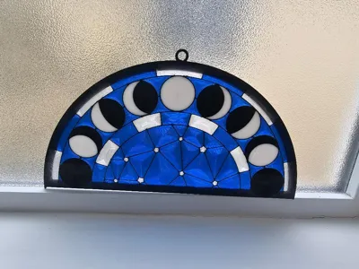 Moon Phases "Stained Glass" by 3DPrintingLabs13 - MakerWorld