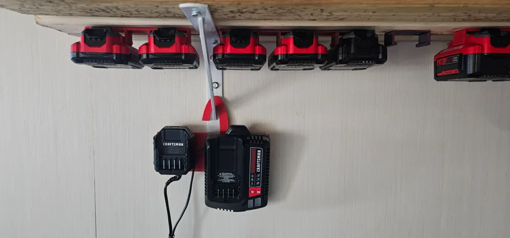 Crafts Battery Charger Hook Holder by Dragons_Forge88 - MakerWorld
