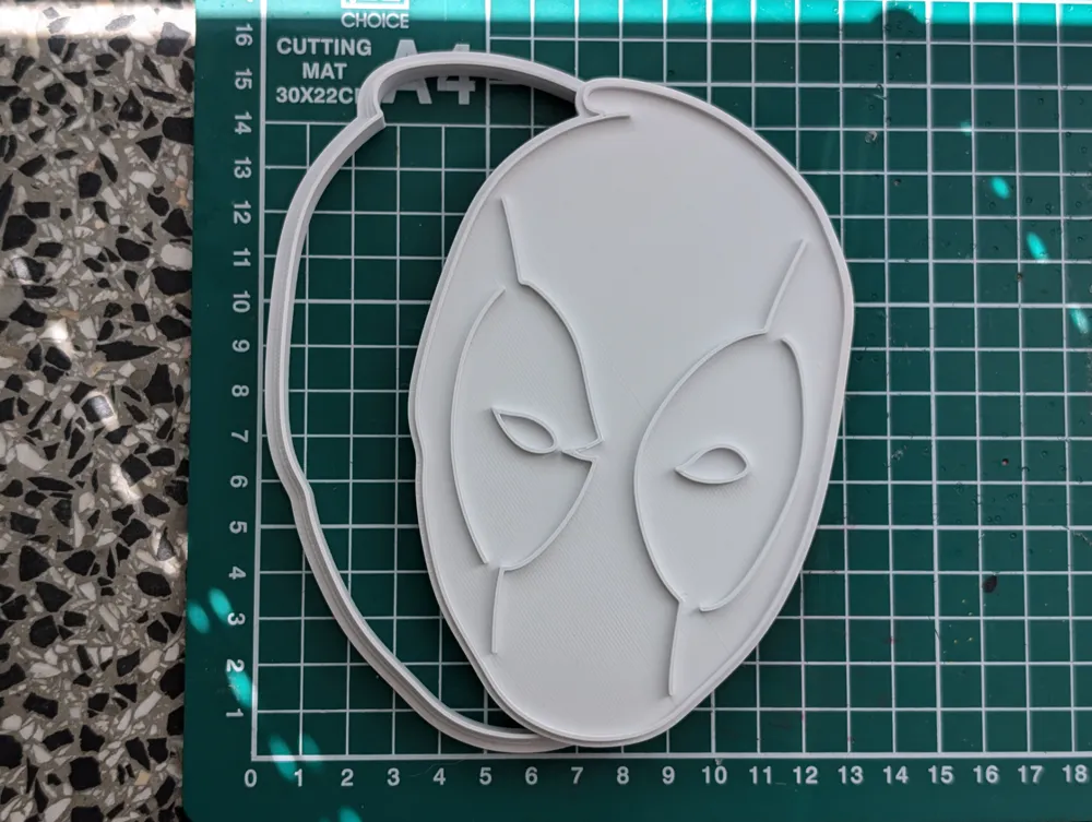 Deadpool cookie cutter (made for gingerbread) by Matthew G. MakerWorld ...