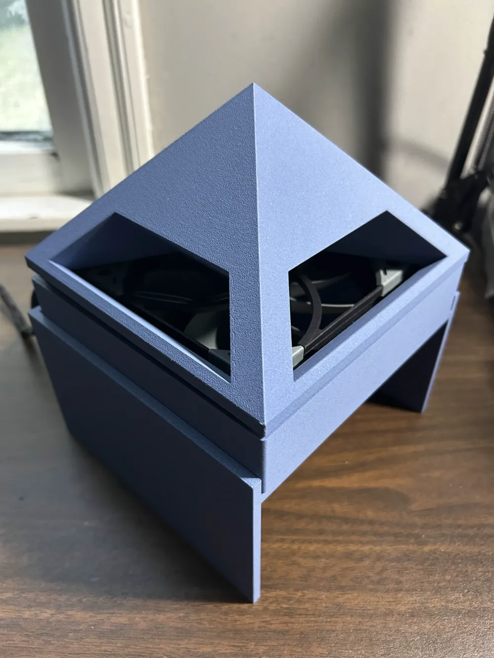 Modular Wax Warmer Distributor - Pyramid - 1 Vent by iDork56 - MakerWorld