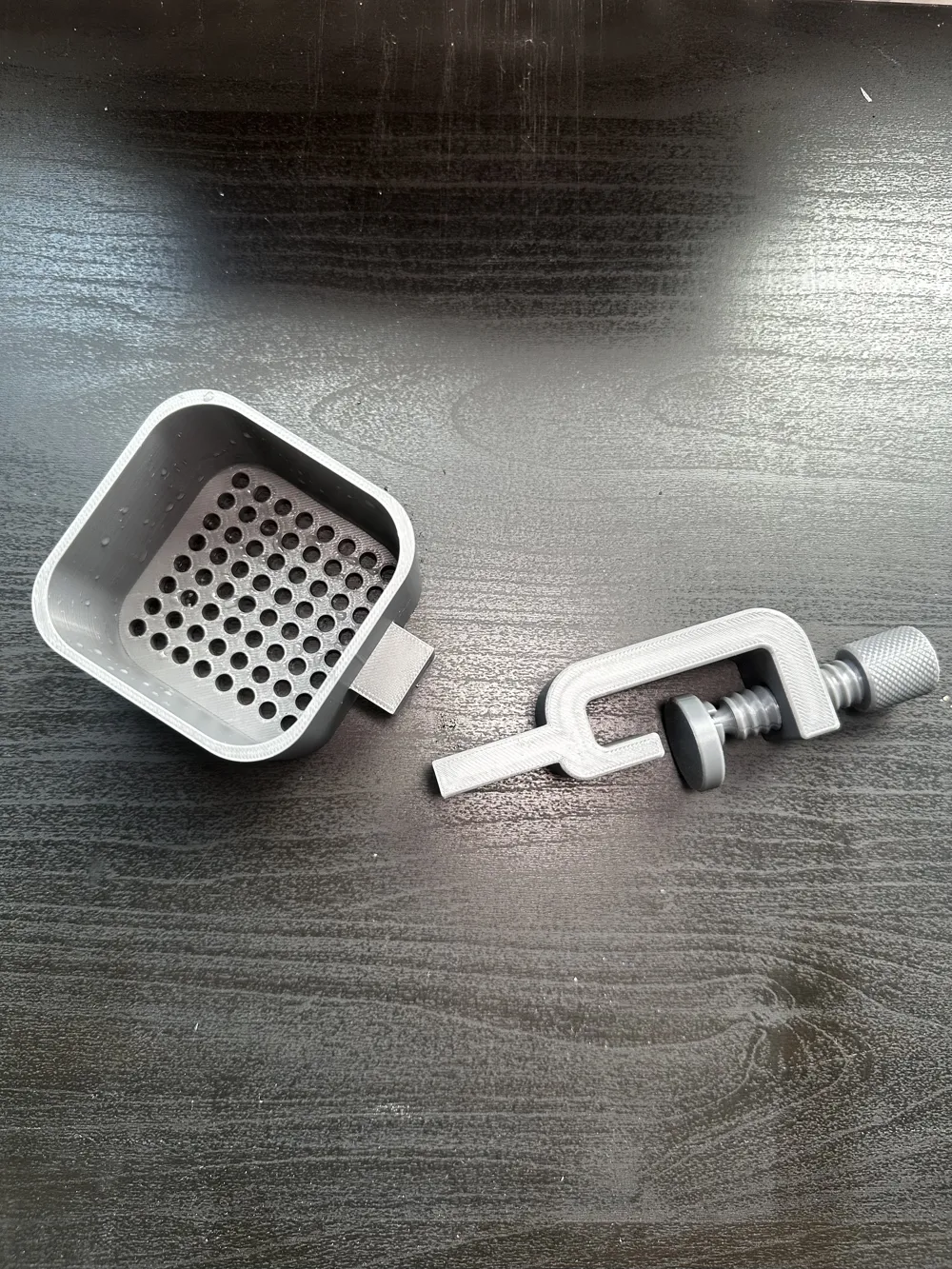 Adjustable Aquarium Clamp with Water Diffuser by Baldun MakerWorld ...