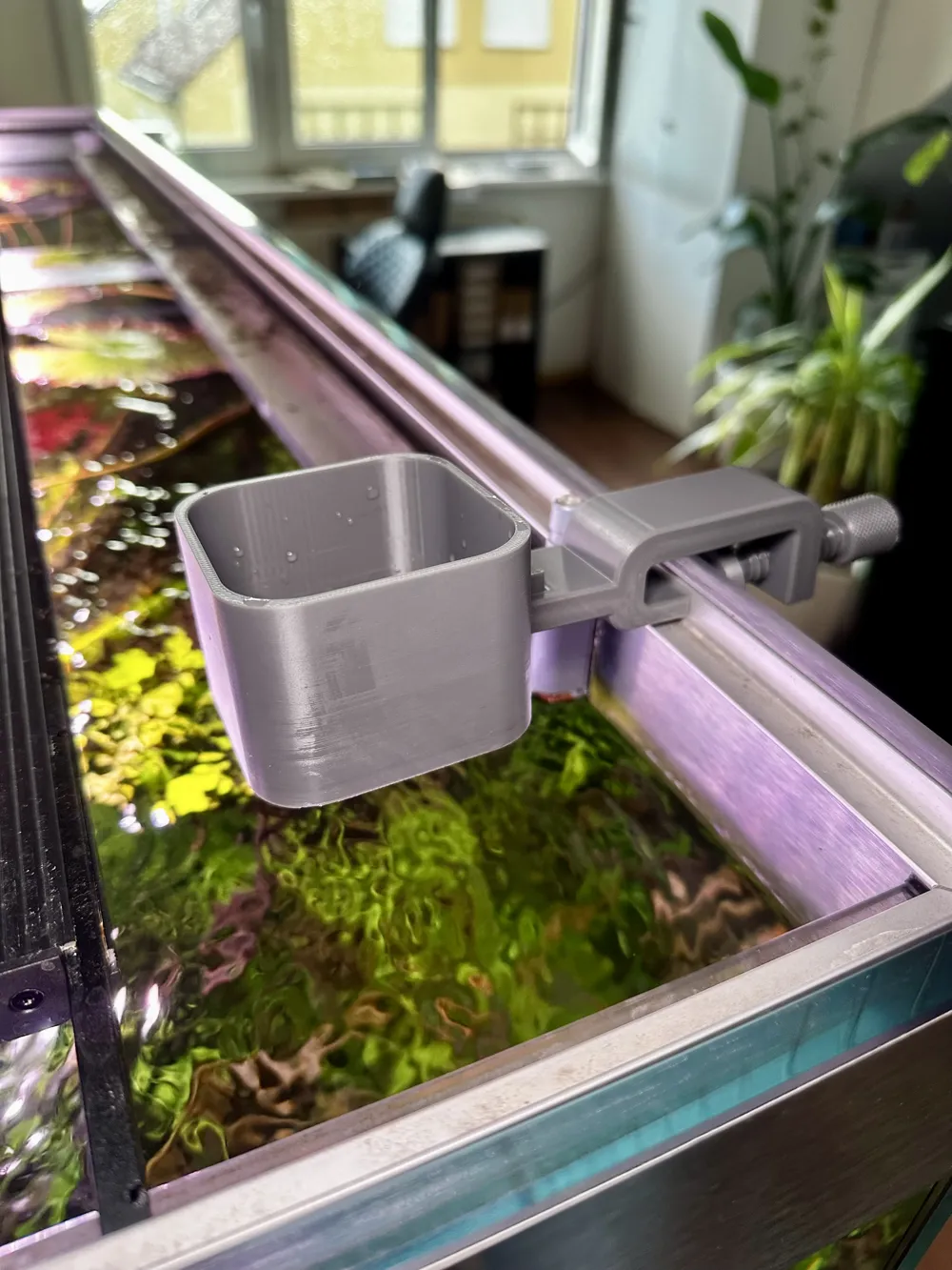 Adjustable Aquarium Clamp with Water Diffuser by Baldun MakerWorld ...