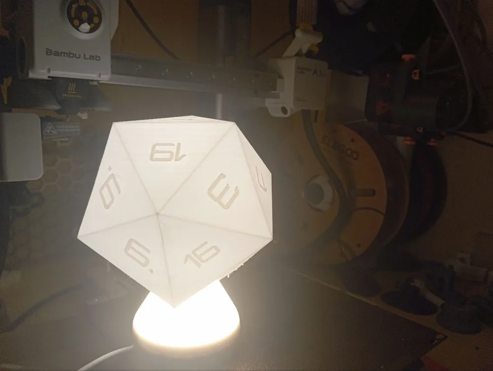 d20 lamp by Moixo - MakerWorld
