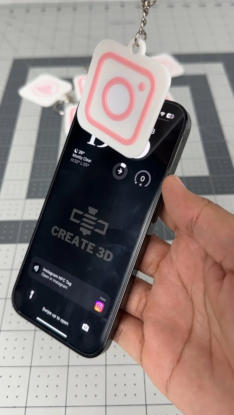 Instagram NFC-Schlüsselanhänger von create3d.co MakerWorld: Kostenlose 3D-Modelle herunterladen