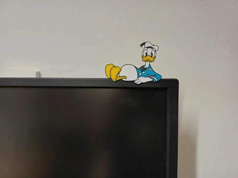 Donald Duck on monitor with stand by Kiron 21 - MakerWorld