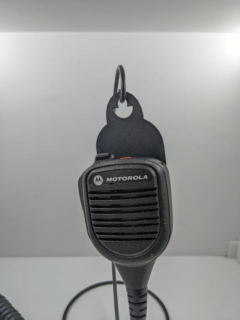 Motorola Radio Shoulder Mic (PMMN4065A) Holder by PrinterMcgee - MakerWorld