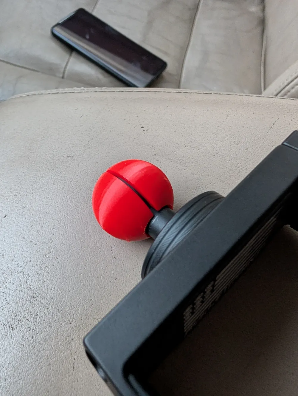 20mm to 1 Inch Ball Clamshell Adapter - Free 3D Print Model - MakerWorld