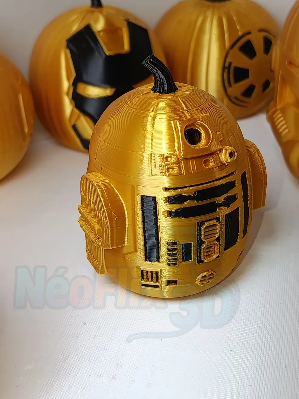 Golden R2D2 Halloween Pumpkin - Free 3D Print Model - MakerWorld