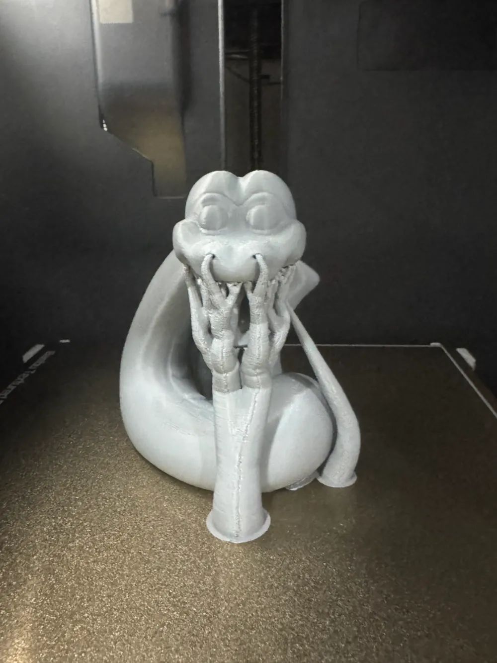 Snake pen holder 2025 by jearbear - MakerWorld