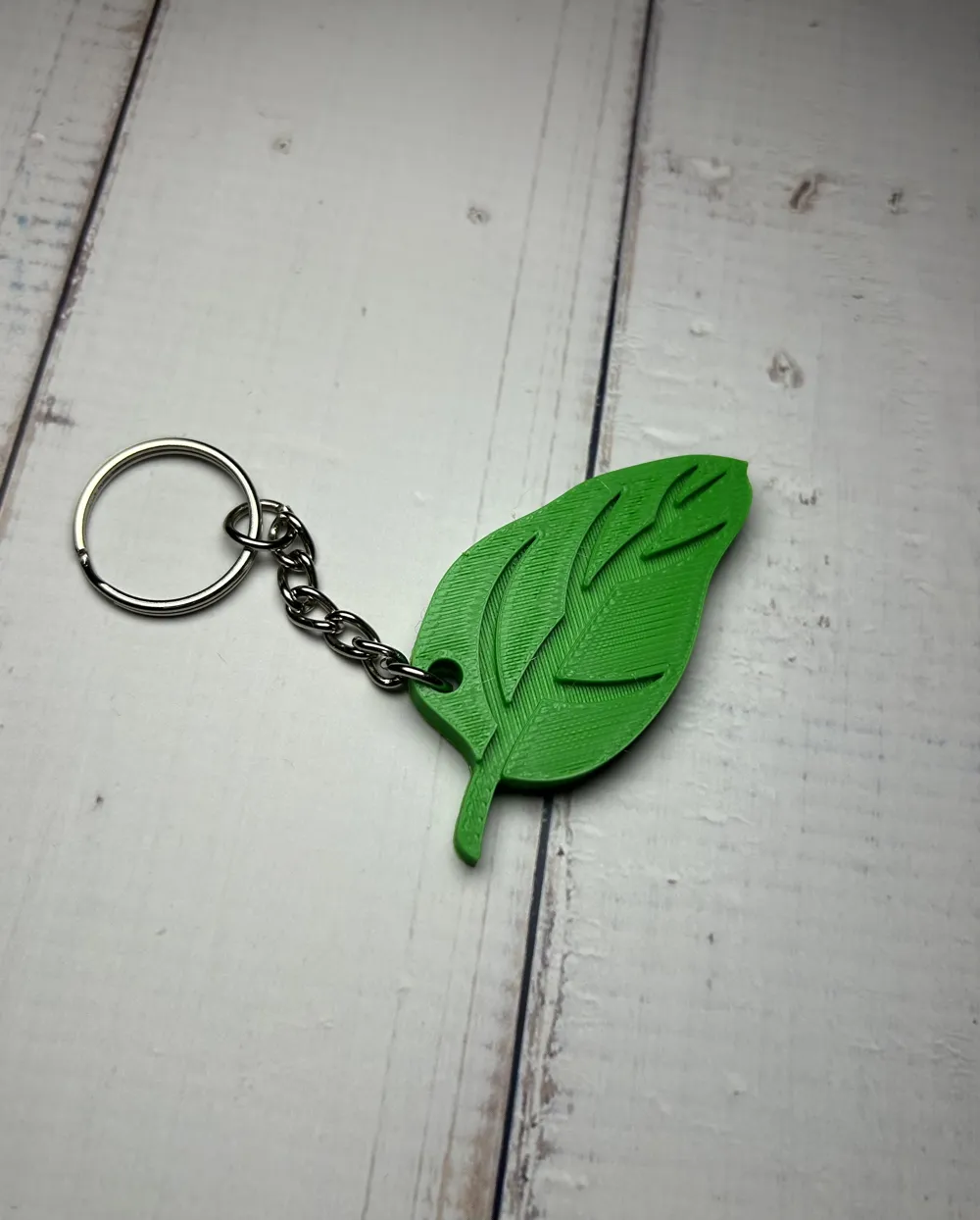 Spring Leaf keychain - Free 3D Print Model - MakerWorld