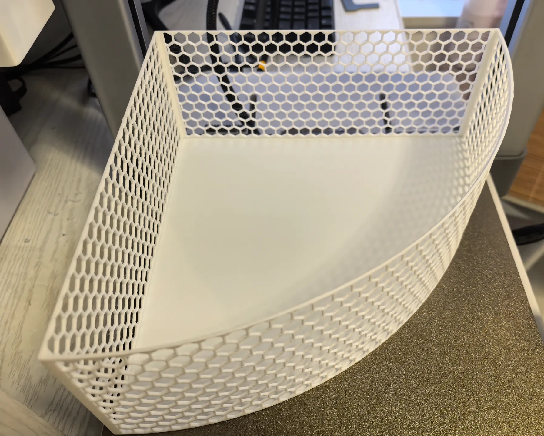 Corner Storage Box (Corner Meets Love) by Kee - MakerWorld