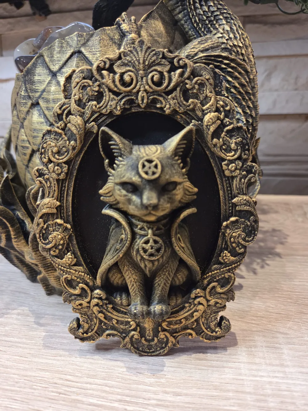Gothic Cat in Vintage Baroque Picture Frame - Free 3D Print Model ...