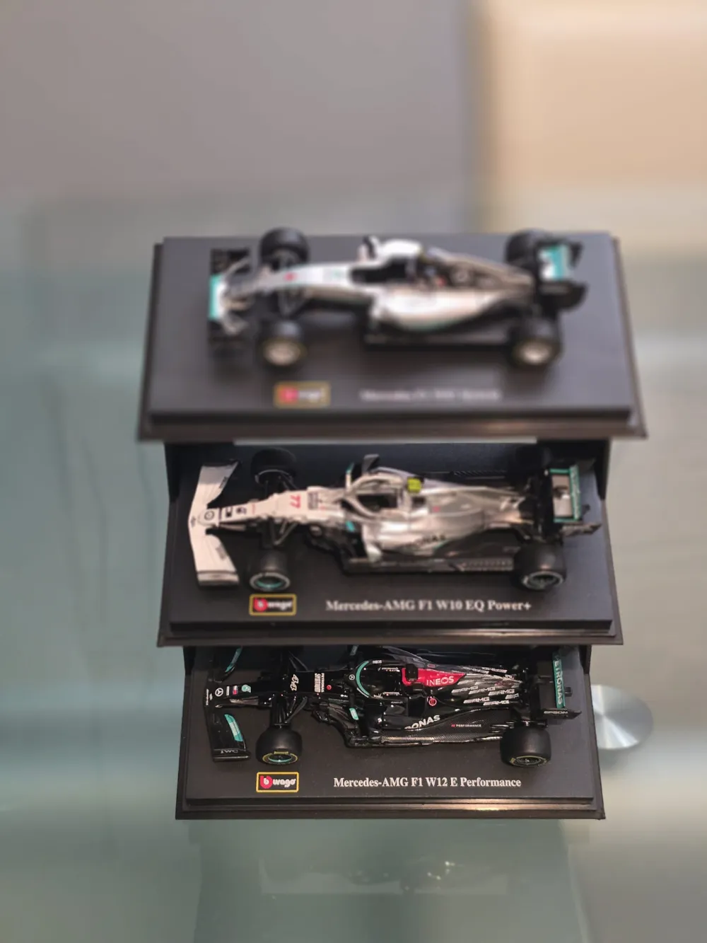Display Stand for Burago F1 cars - Free 3D Print Model - MakerWorld