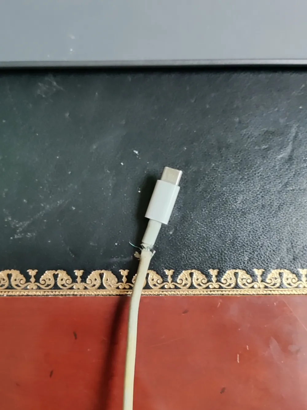USB-C Cable Protection (for Mac - Apple) - Free 3D Print Model - MakerWorld