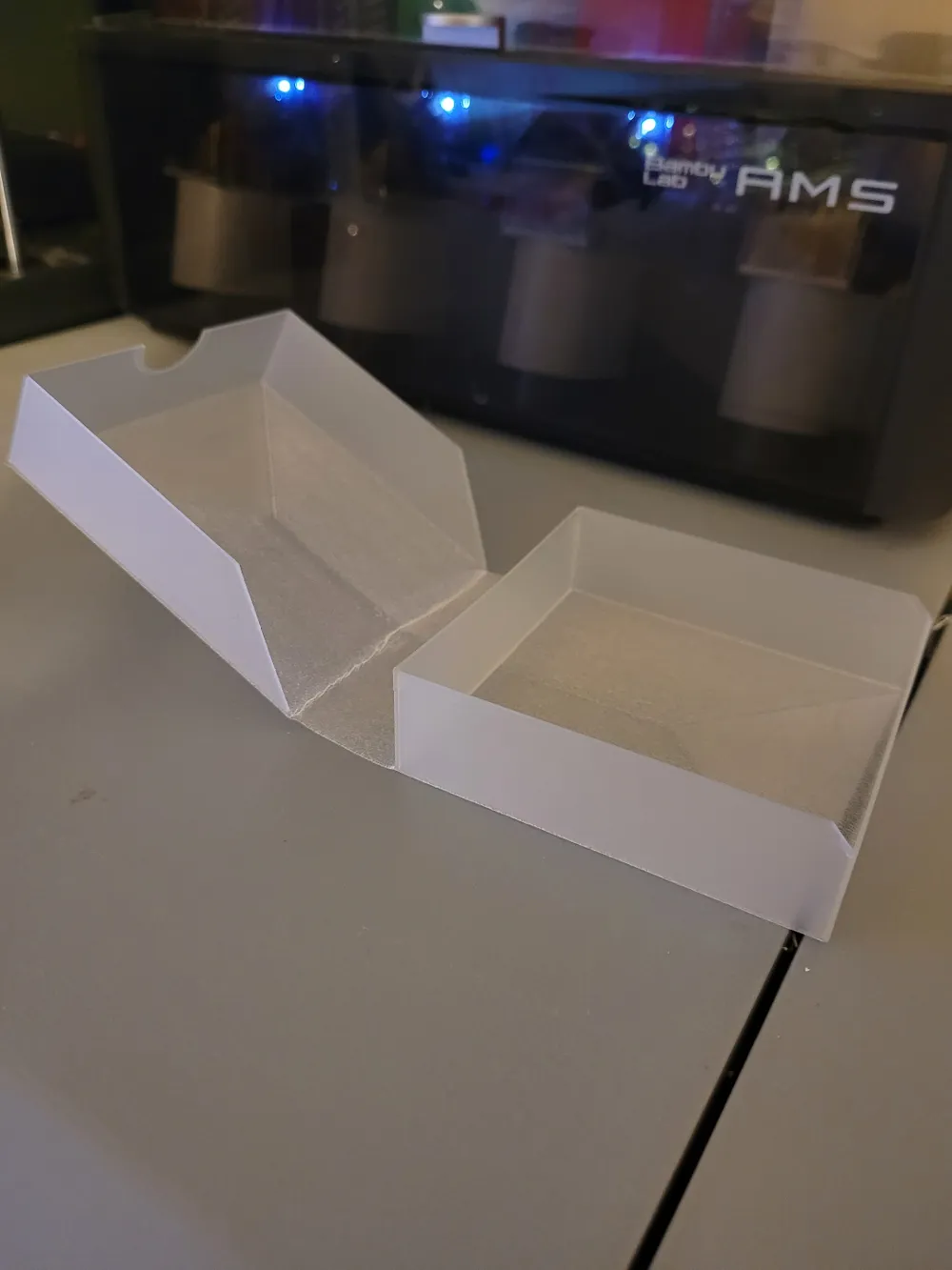 Live Hinge Clamshell Box by sonichusolutions - MakerWorld