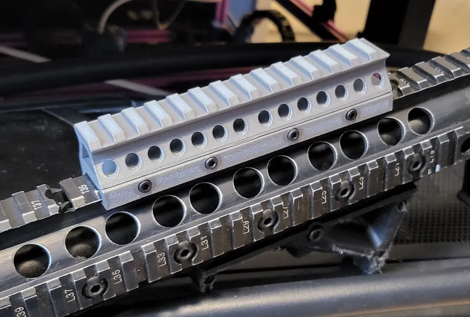 Long rail riser (lightweight) by Citruspers - MakerWorld