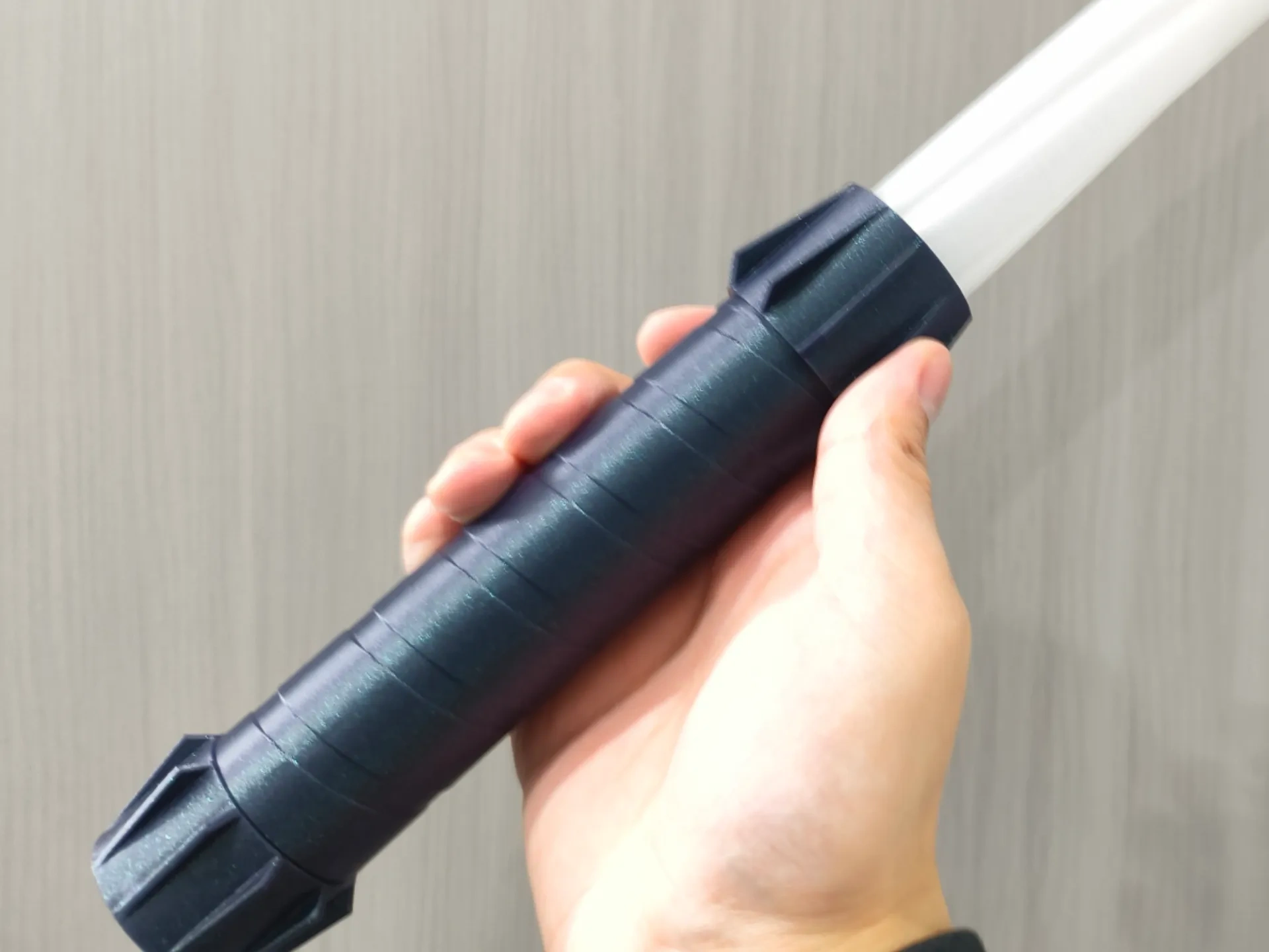SG04 Spiral Sword [Foldable Lightsaber / Sword] by 森苏亚 - MakerWorld