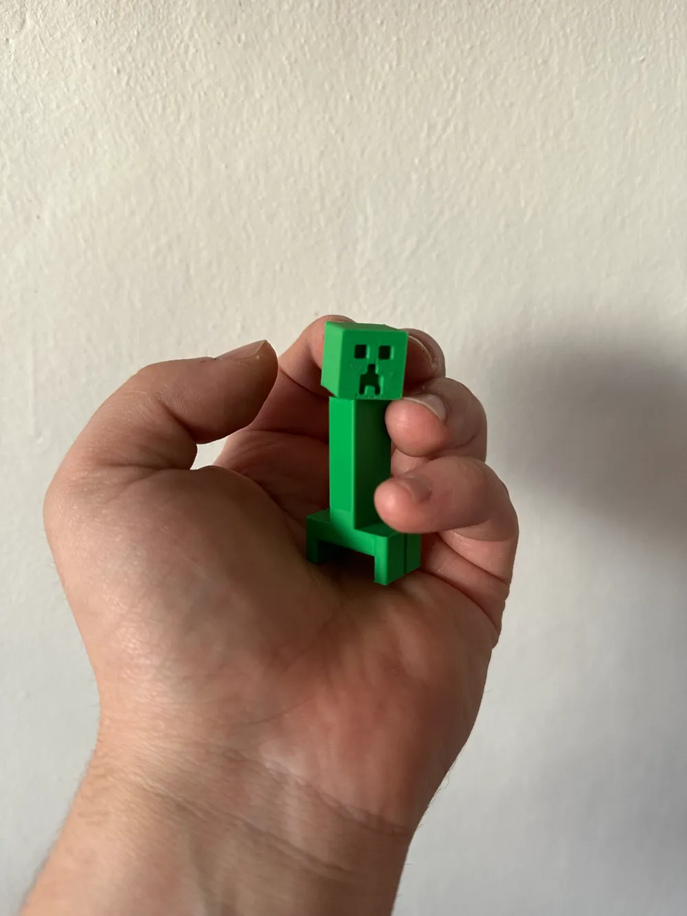 Minecraft creeper with rotating head by ShadowTouch - MakerWorld