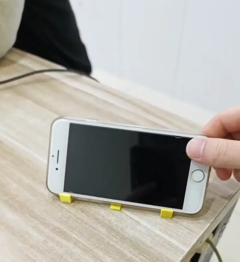 McDonald's Arch Phone Stand by user_1984452494 - MakerWorld