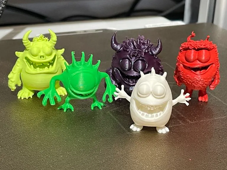 Micro Big Eyed Blob Alien Pets (Series 3) - Free 3D Print Model ...