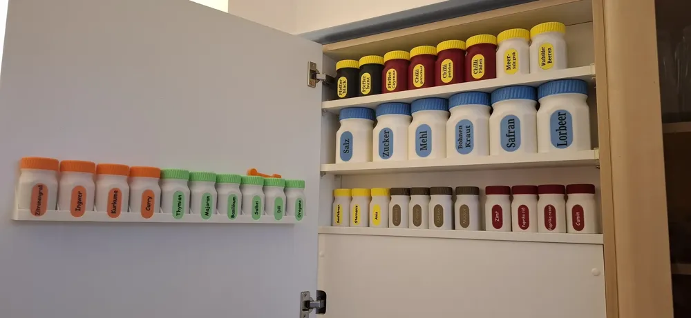 jar with different lids and customizable label by SaVo3D - MakerWorld