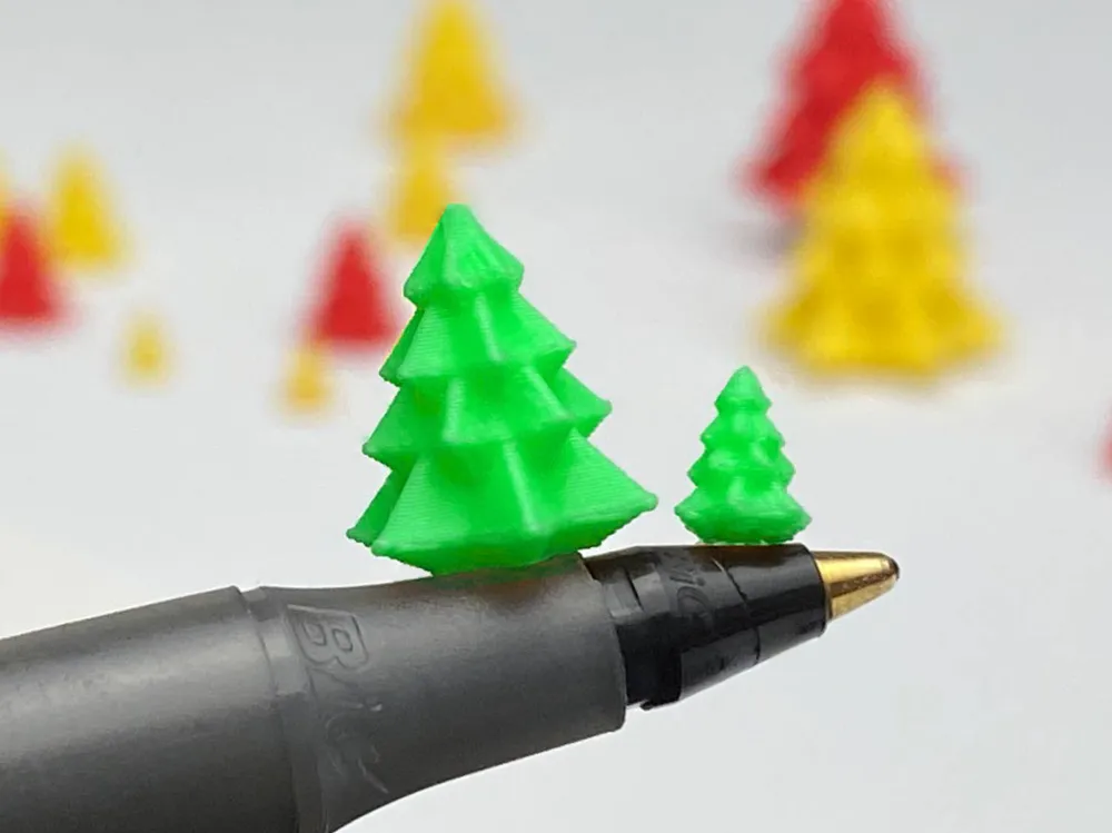 Tiny Christmas Tree - Scalable 3mm - ∞ by pilim MakerWorld: Download ...
