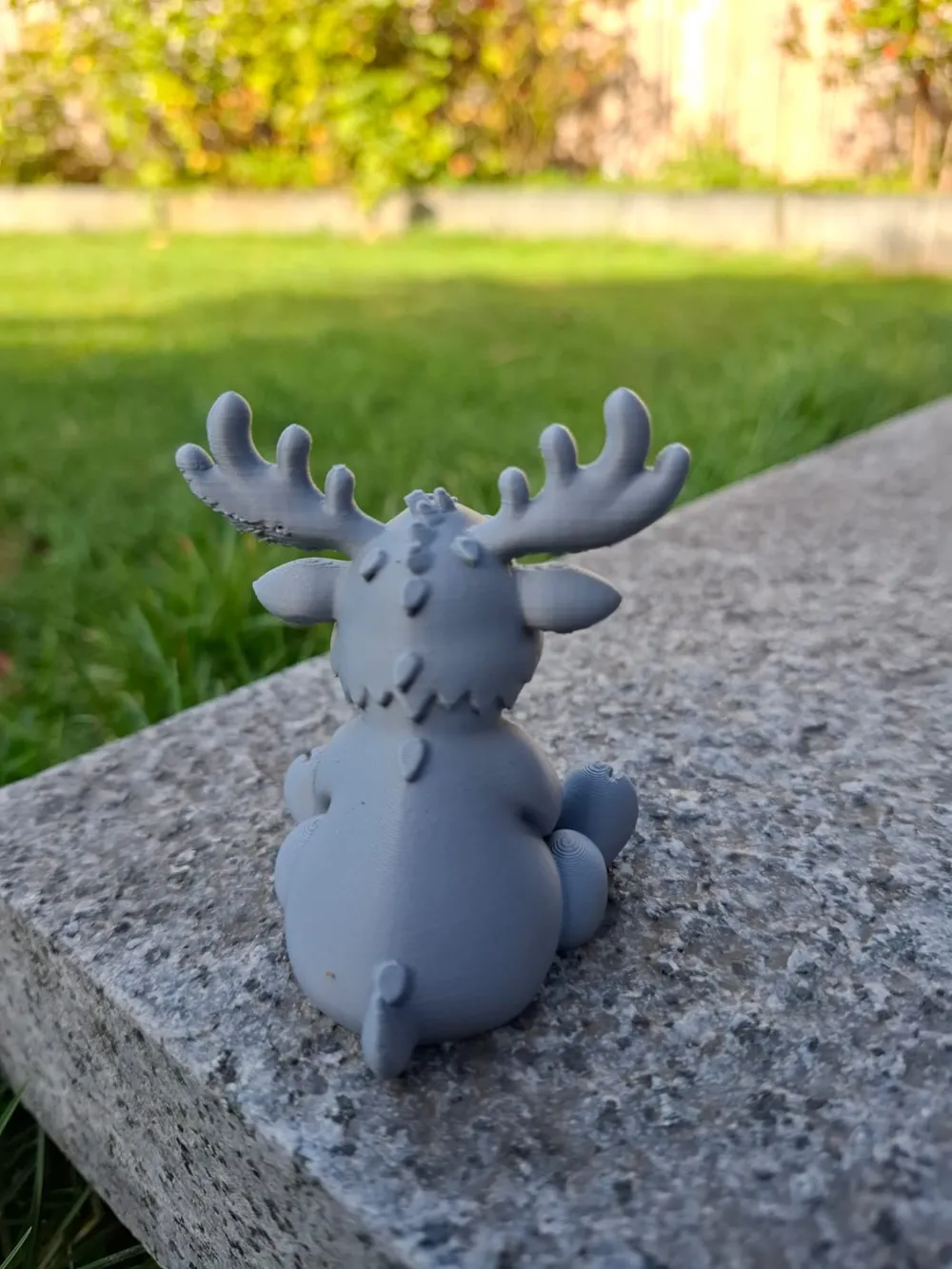 Grumpy Reindeer by Koffiekoek MakerWorld: Download Free 3D Models