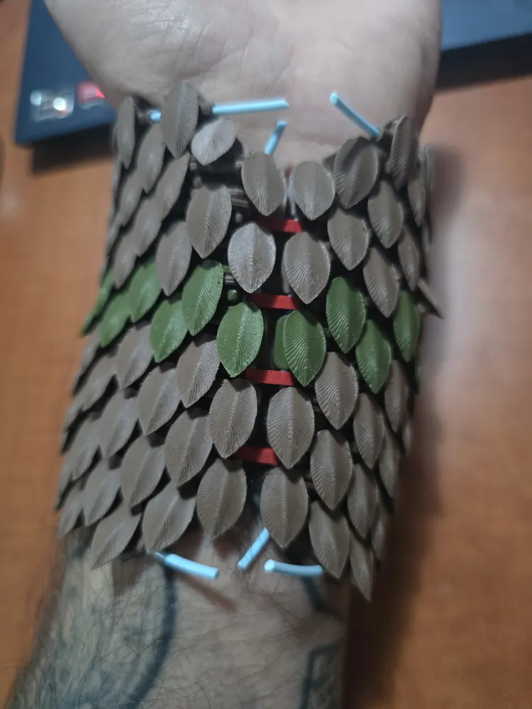 Modular Dragon Scales Chainmail V3 - Free 3D Print Model - MakerWorld