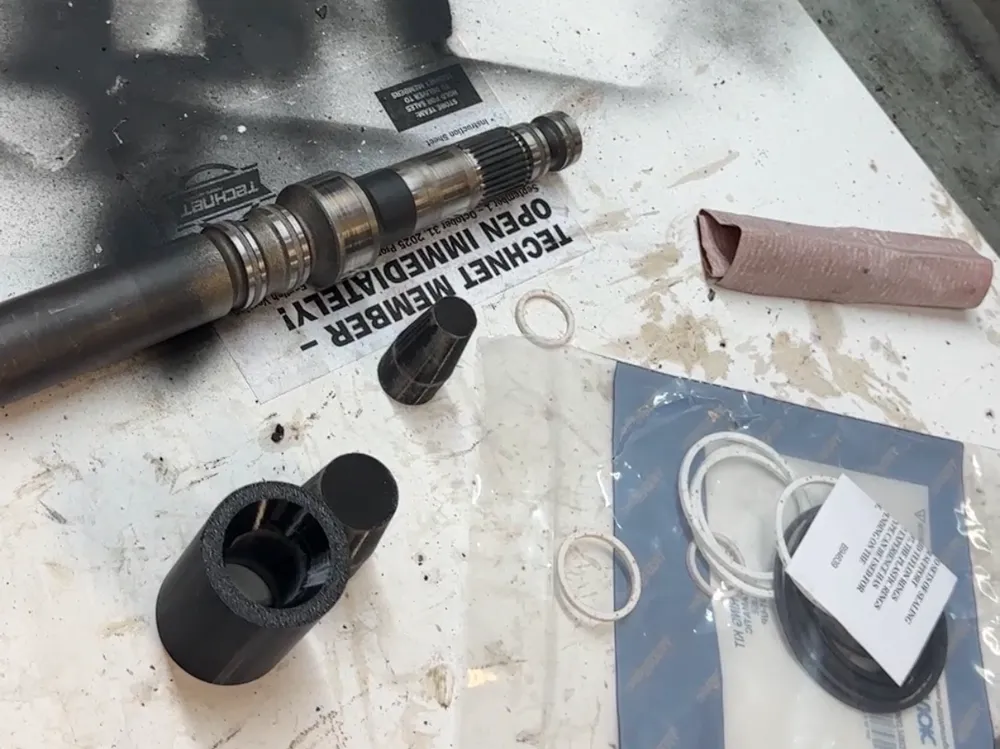 4L80E input shaft Teflon seal resizer tool DIY! by station road rat ...