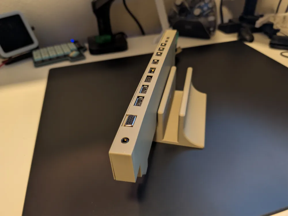 Lenovo AJ40 UltraDock 转换 - 免费 3D 打印模型 - MakerWorld