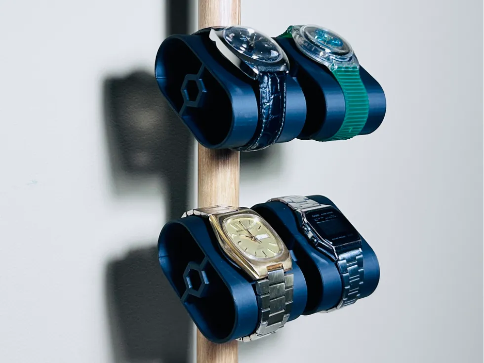 Wall stand for watches by Hobitibob - MakerWorld