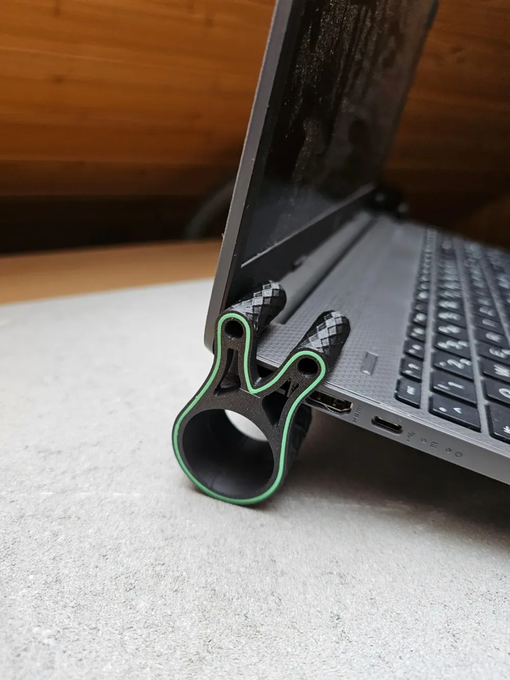 Laptop Riser with Design Inlays by Oxaspa MakerWorld: Download Free 3D Models