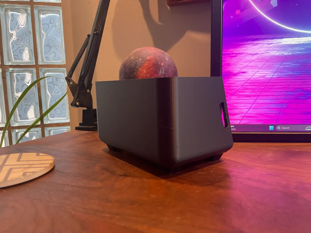 Standby Mode dock for iPhone 11, 12, 14, and 15 by alaricious - MakerWorld