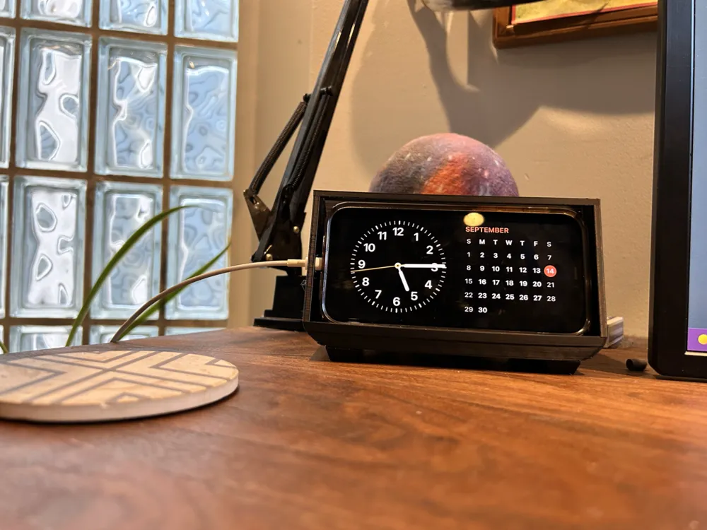 Standby Mode dock for iPhone 11, 12, 14, and 15 by alaricious ...