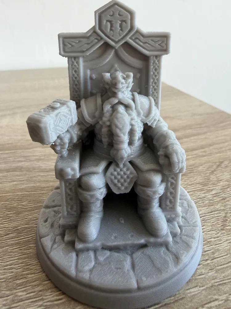Dwarf king statue - Free 3D Print Model - MakerWorld