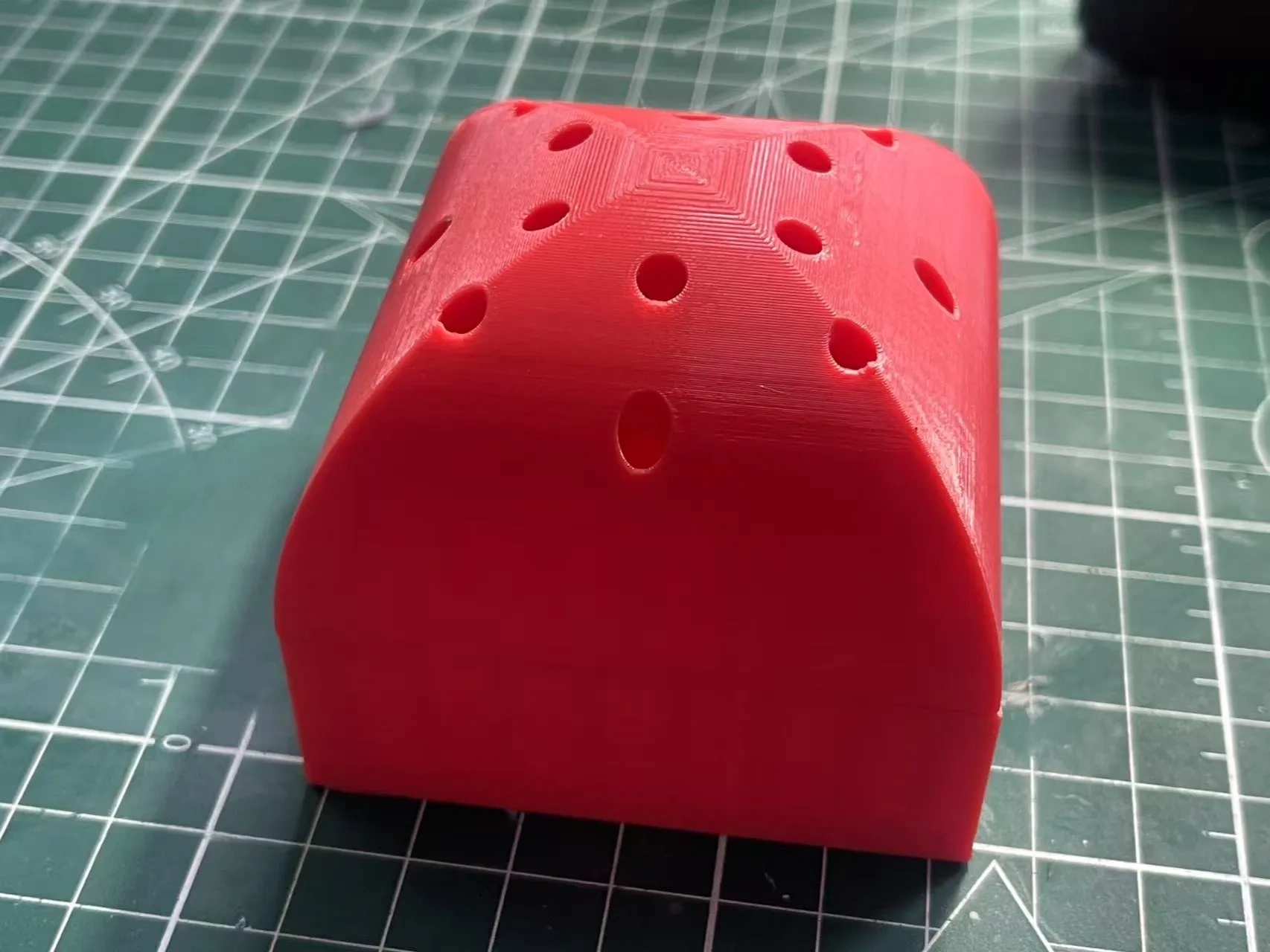 Deodorizer box, deodorizer, desiccant box, large holes for easy effect ...