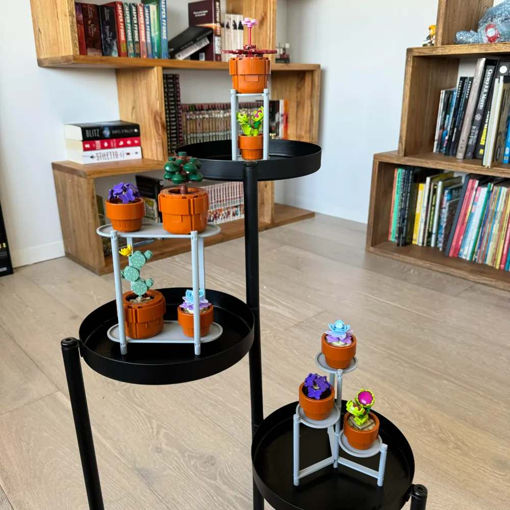 Bald Oliv - A Miniature Tiered Plant Stand by jaayjeee - MakerWorld