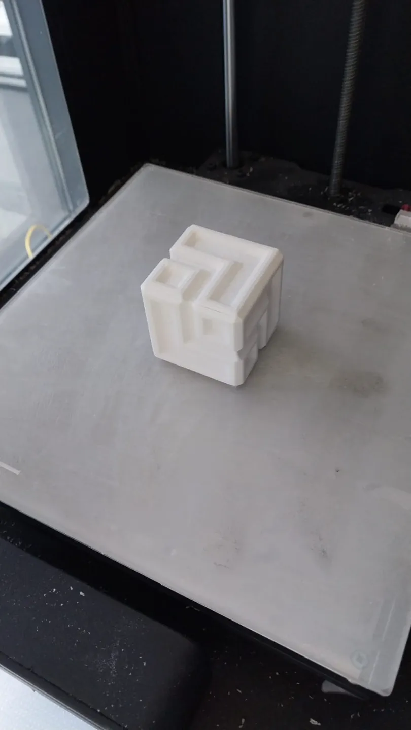 VEX IQ 2023-2024 Game Full Volume Green Cube by Dean Hiran - MakerWorld