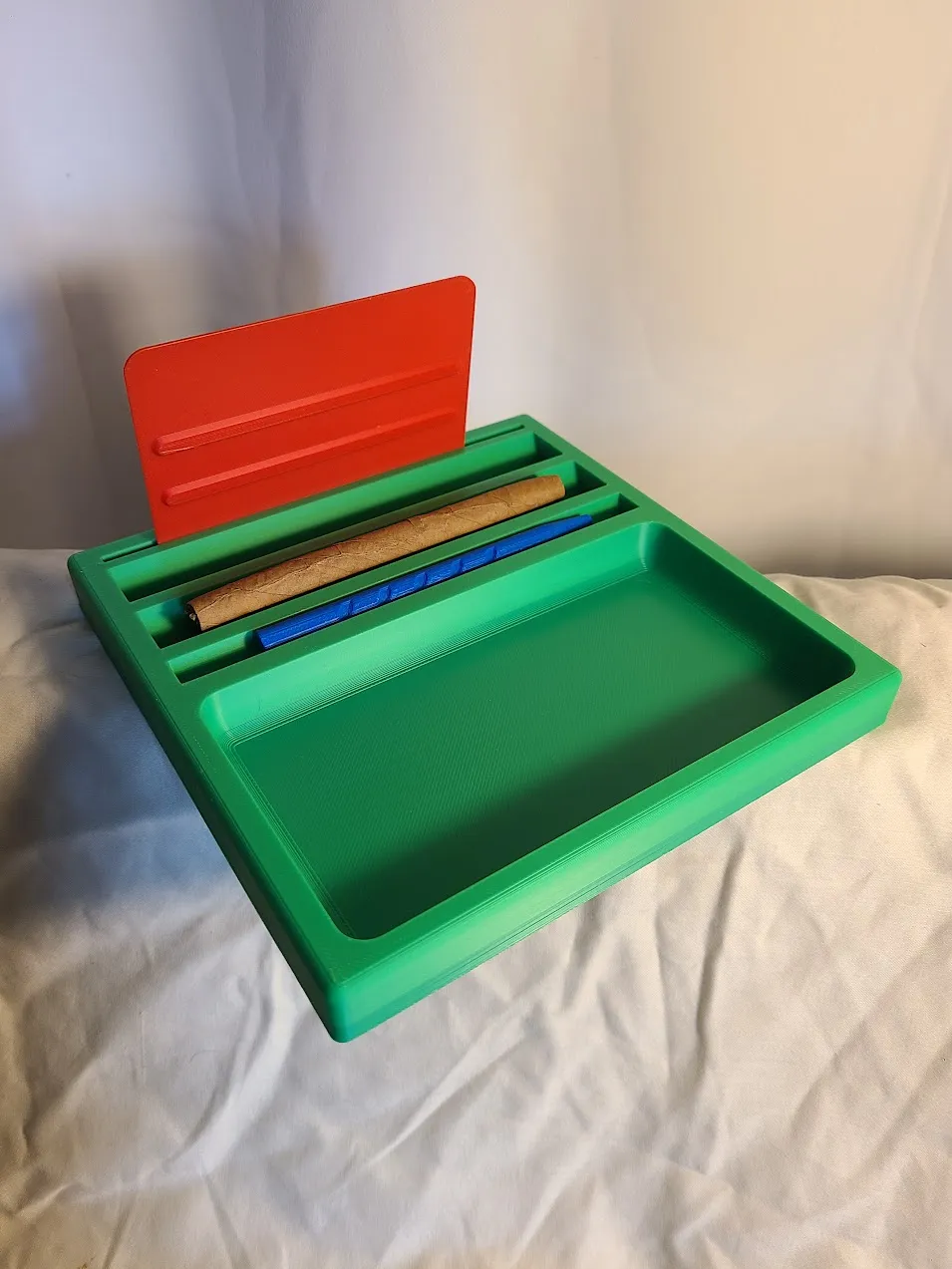 Blunt Rolling Tray for A1 Mini - Free 3D Print Model - MakerWorld