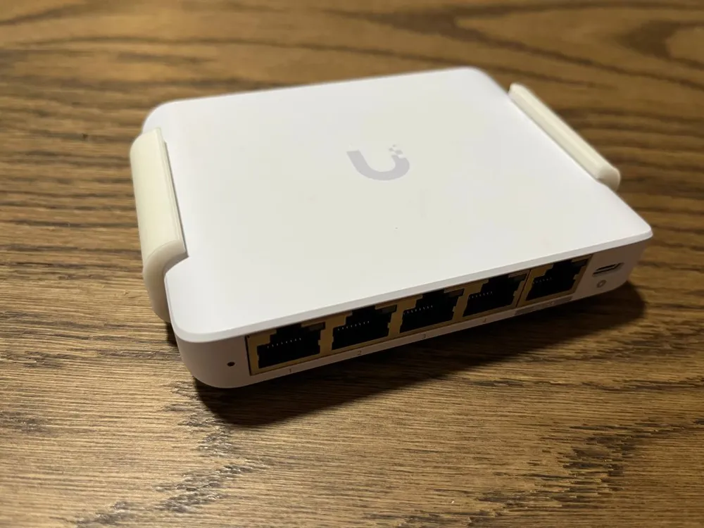 Ubiquiti Unifi USW-Flex-Mini 2.5G 5 Wall Mount by Mauker MakerWorld ...