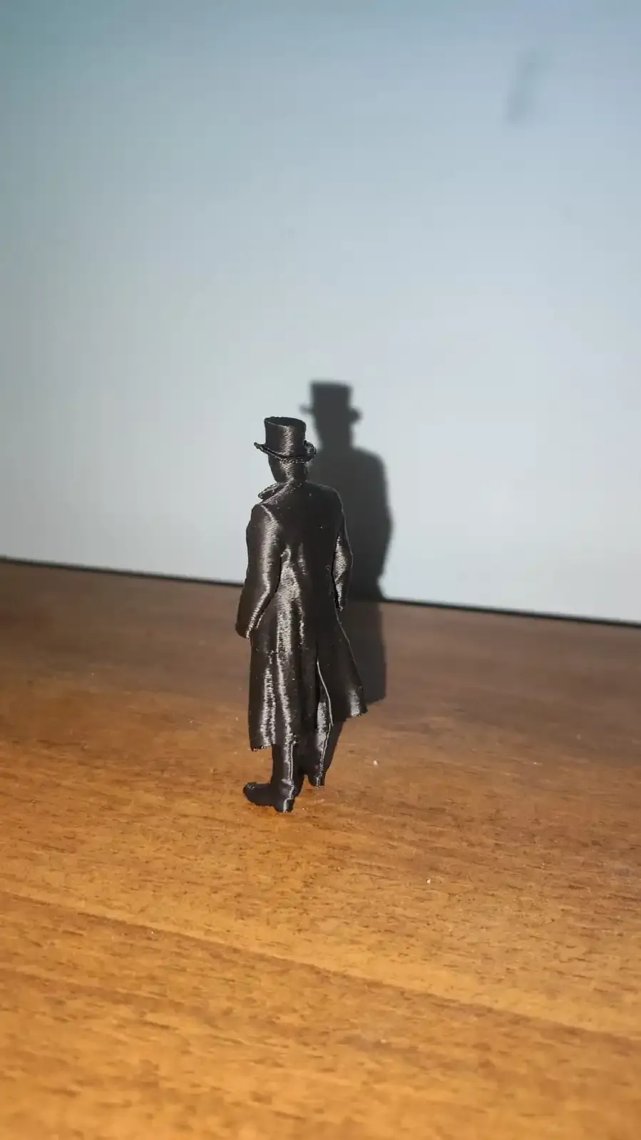 Timeless Gentleman - Free 3D Print Model - MakerWorld