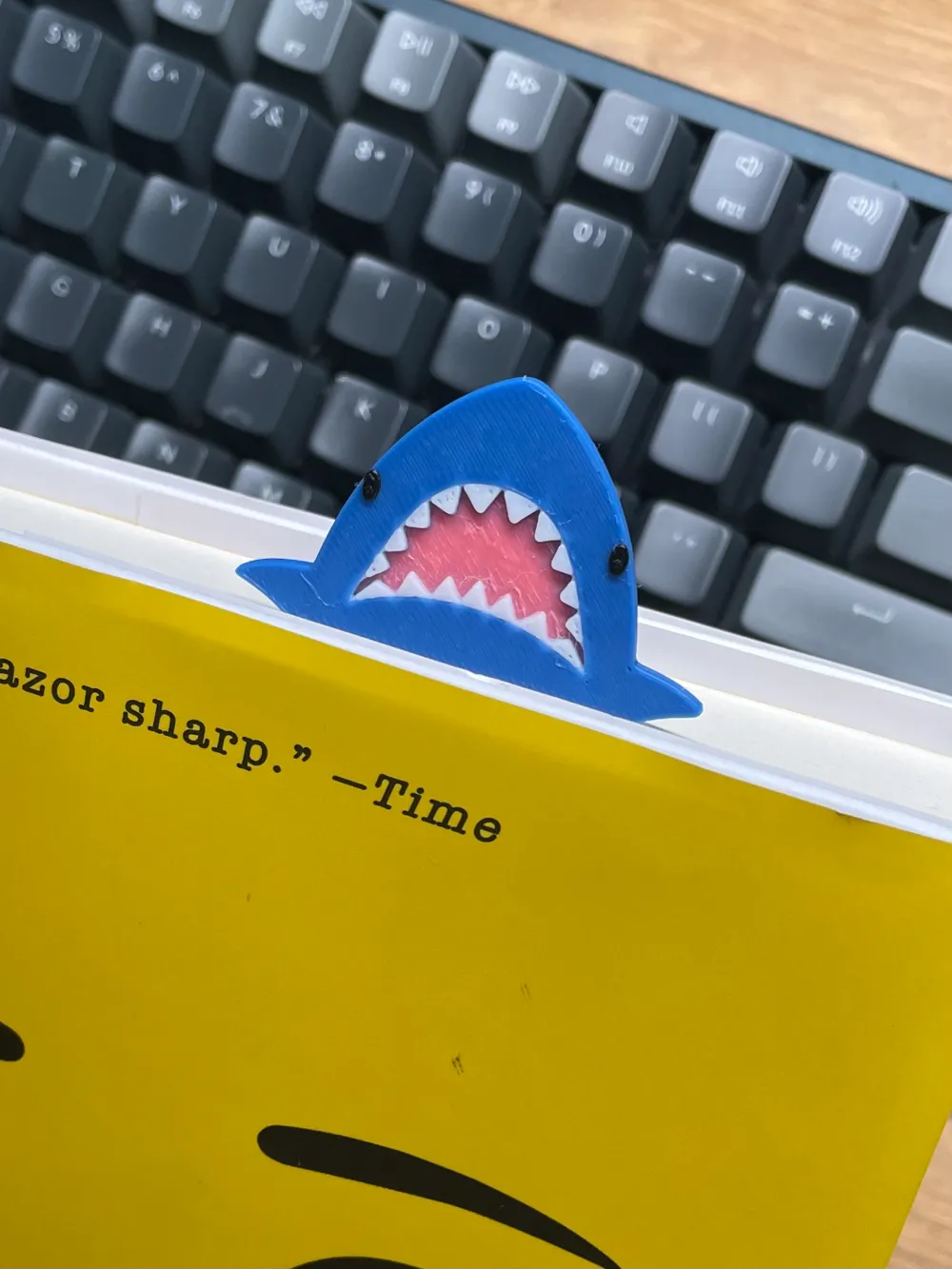 Shark Bookmark Remixed by ericsohng - MakerWorld