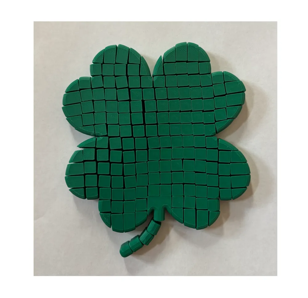 Lucky 4 Leaf Clover Flexi - Print in Place by horseman3000 - MakerWorld