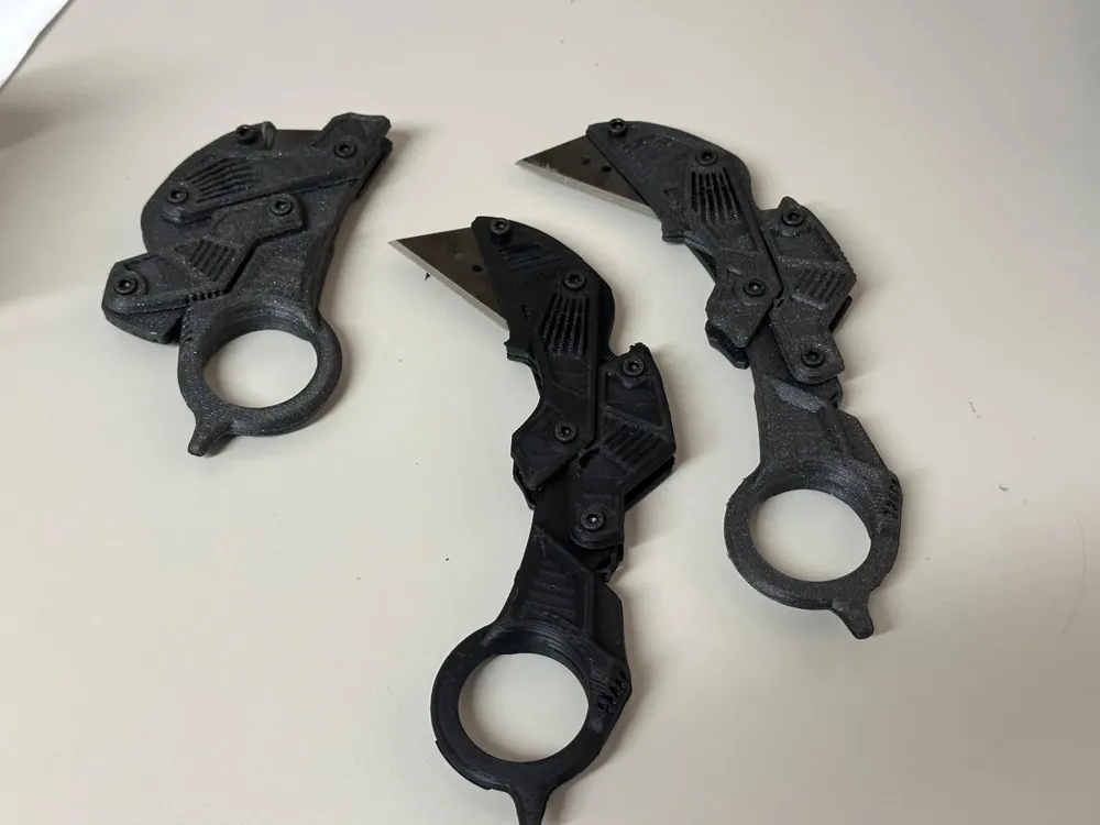 Clicky Foldable Karambit utility knife Remixed by alex.heinecke414 ...